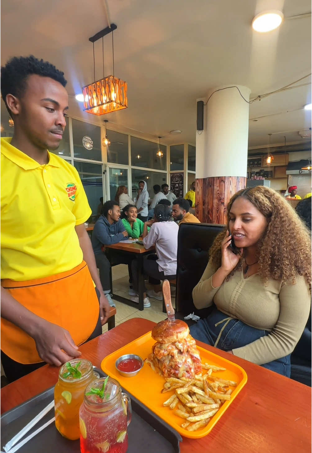 😅“Dose of happiness “ 📍Choke burger | choke burger (@choke.burger)