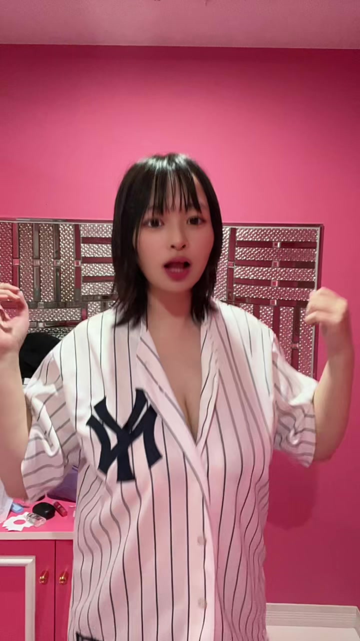 田中 (@alisu_ultra) - Urlebird