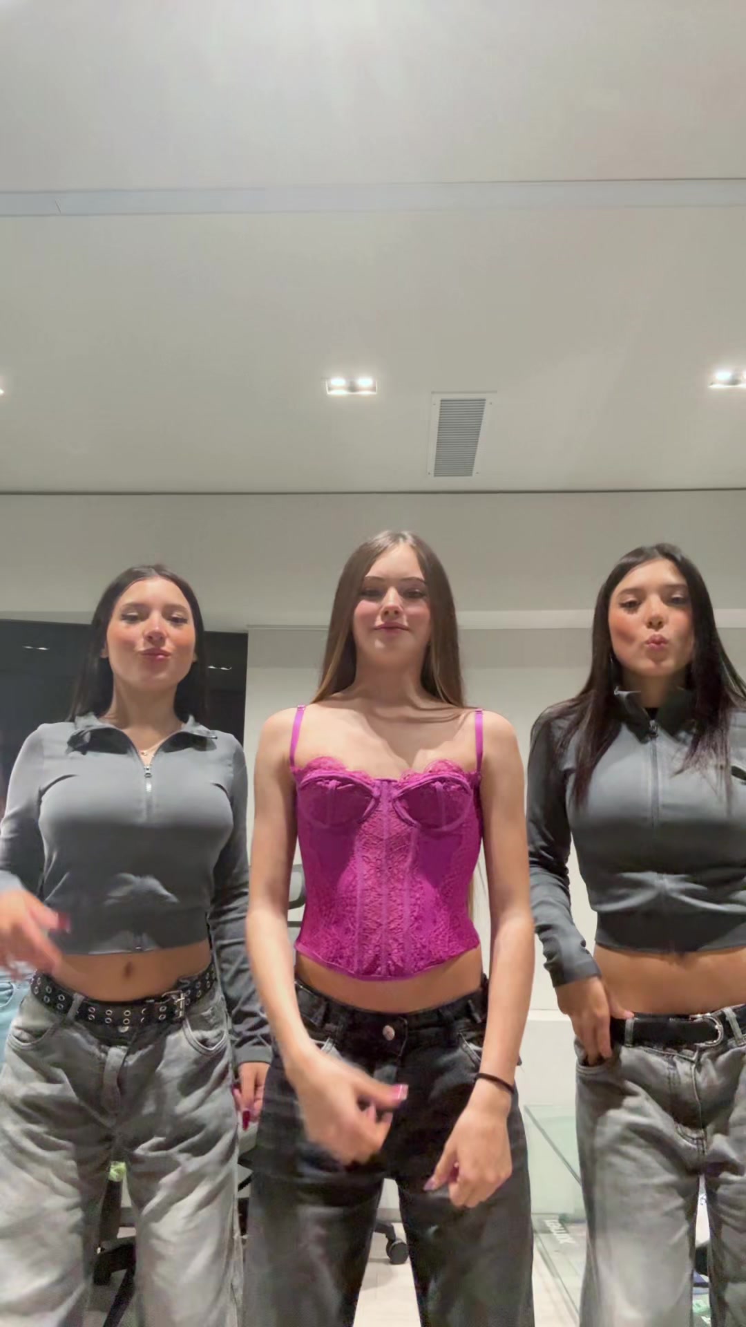 Pia baleanii🤍 (@piaaa.baleani) - Urlebird