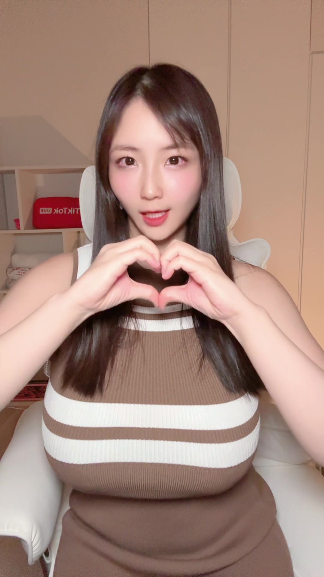 あきえんぴつ ️🥚 (@akienpitsu) - Urlebird