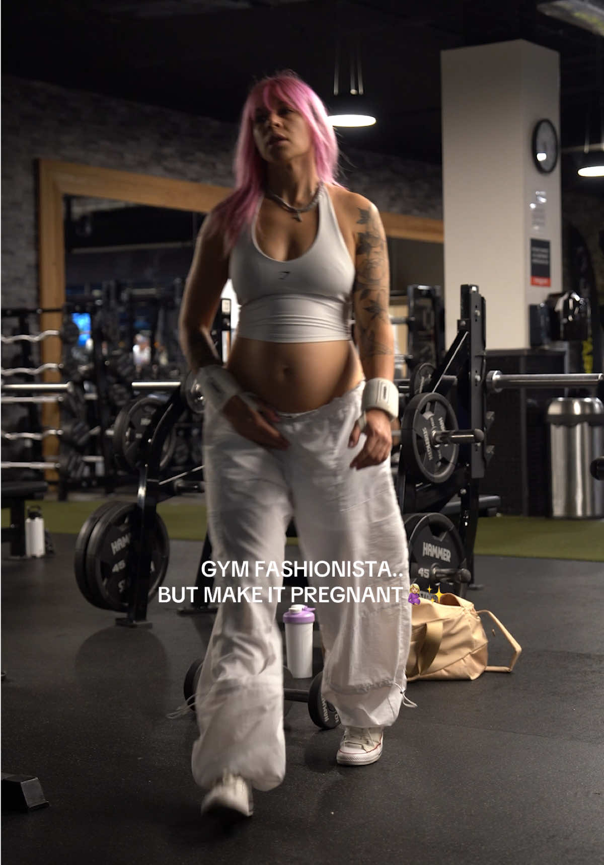 don’t care if i’m toxic 🤷🏻‍♀️#06 #asian | vee liette (@veeliette)