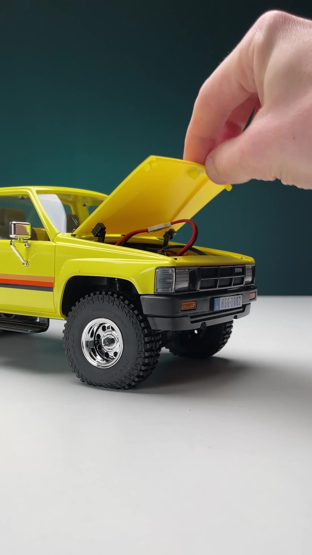 TOYOTA Hilux in 1/18 scale by FMS | Freddy Collector (@freddytoys)