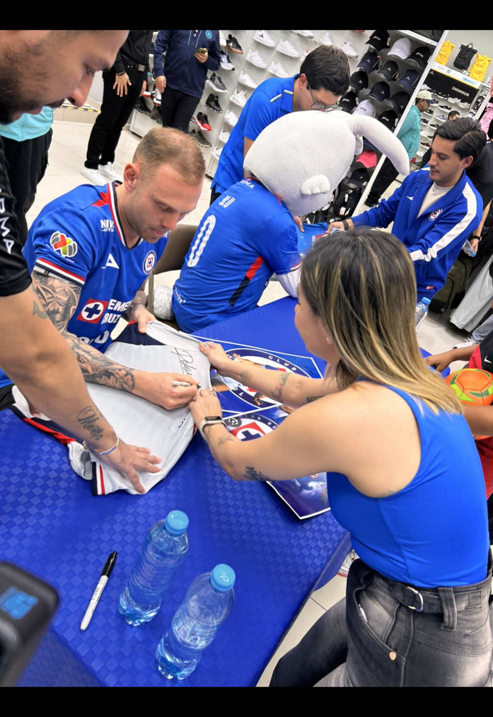 This kind of feeling 🤨😘 | Amy Ginger Hart (@amygingerhart004)