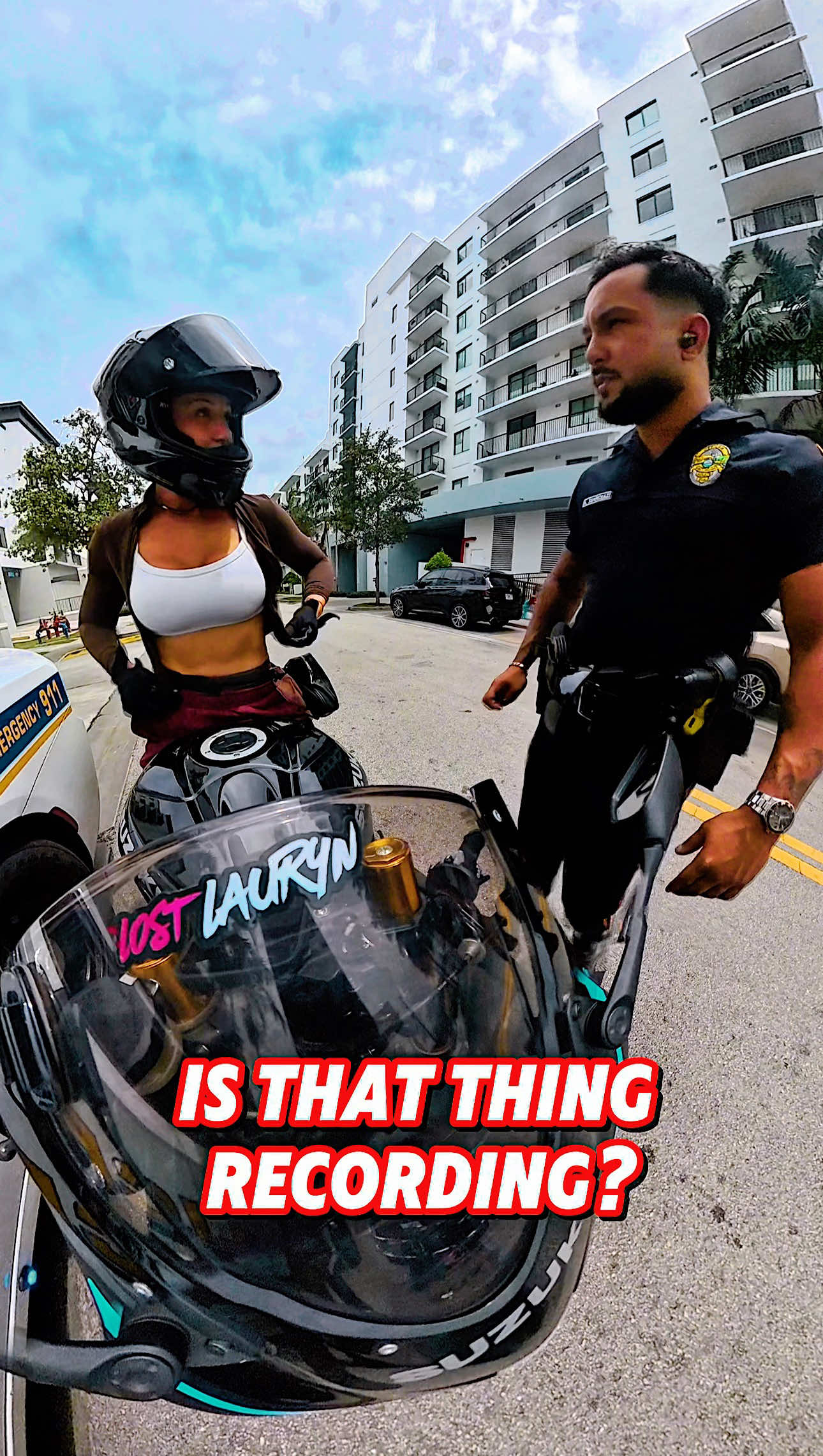 Lauryn Stewart (@lost_lauryn) - Urlebird