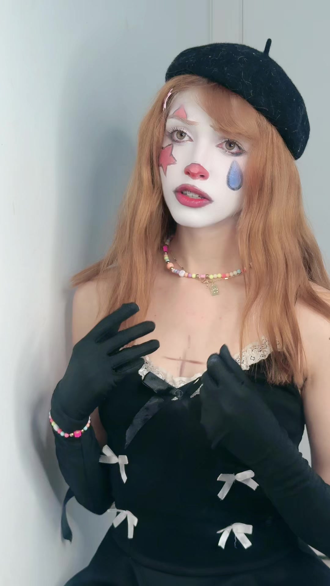 Elowen (@elowen.fawn) - Urlebird