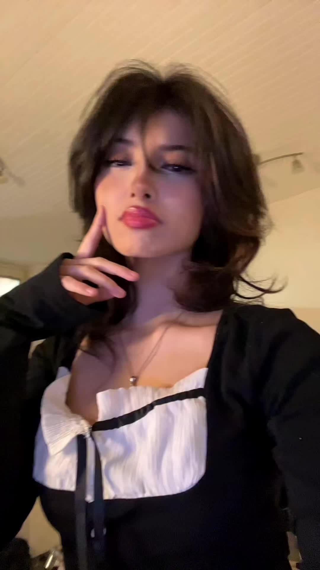 nymメ (@sanymaa) - Urlebird