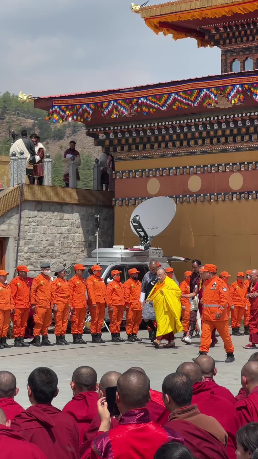 His Holiness Je Khenpo 🙏🏻🙏🏻 | Samten Wangmo (@samongg66)