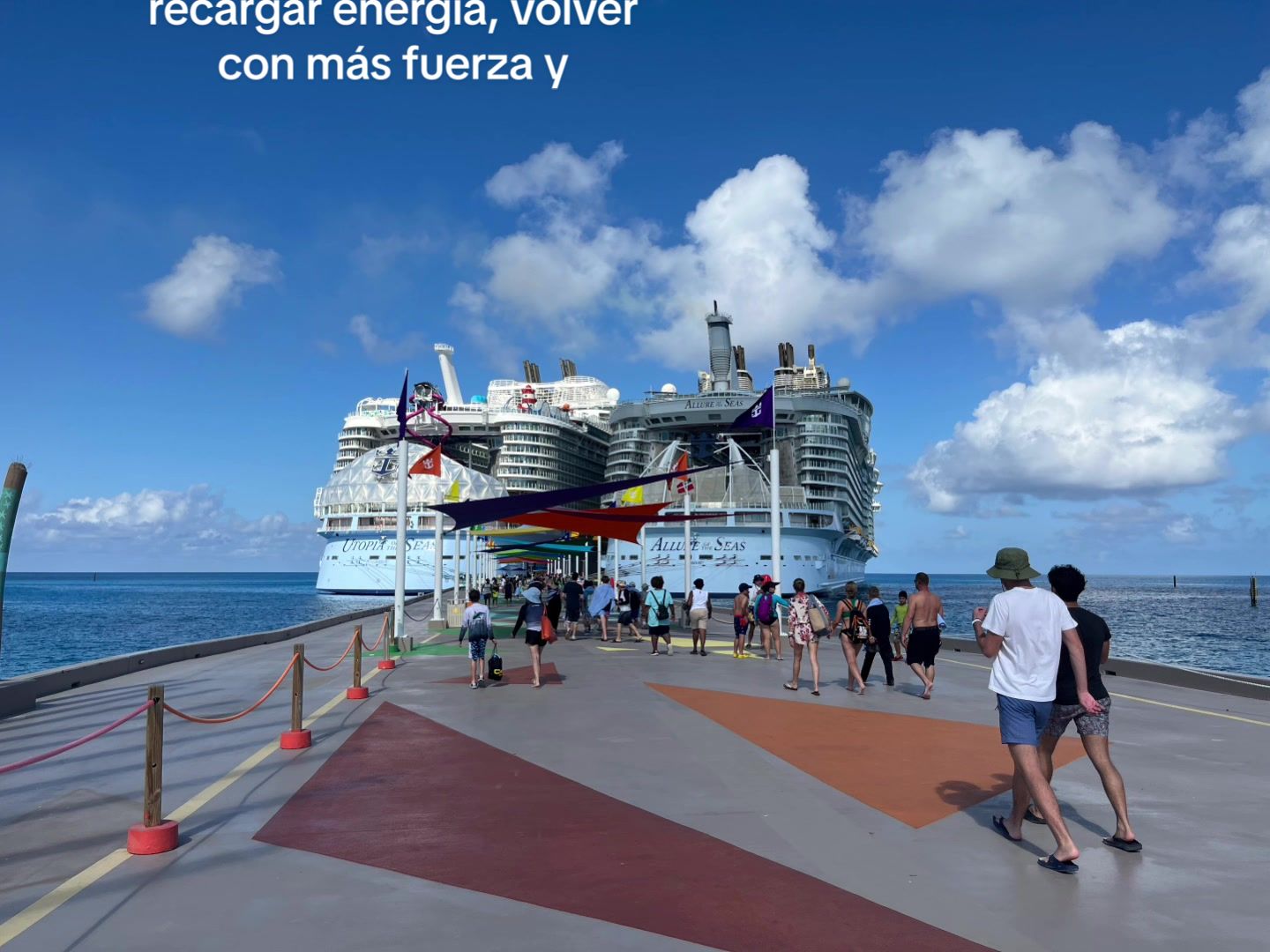 Luisa (@ldavisreator) - Urlebird