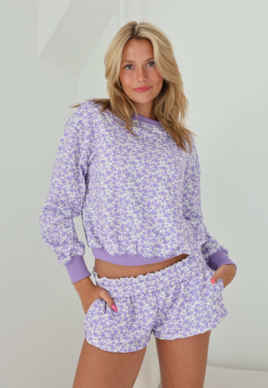 elyse.j.h (@elyse.j.h) - Urlebird