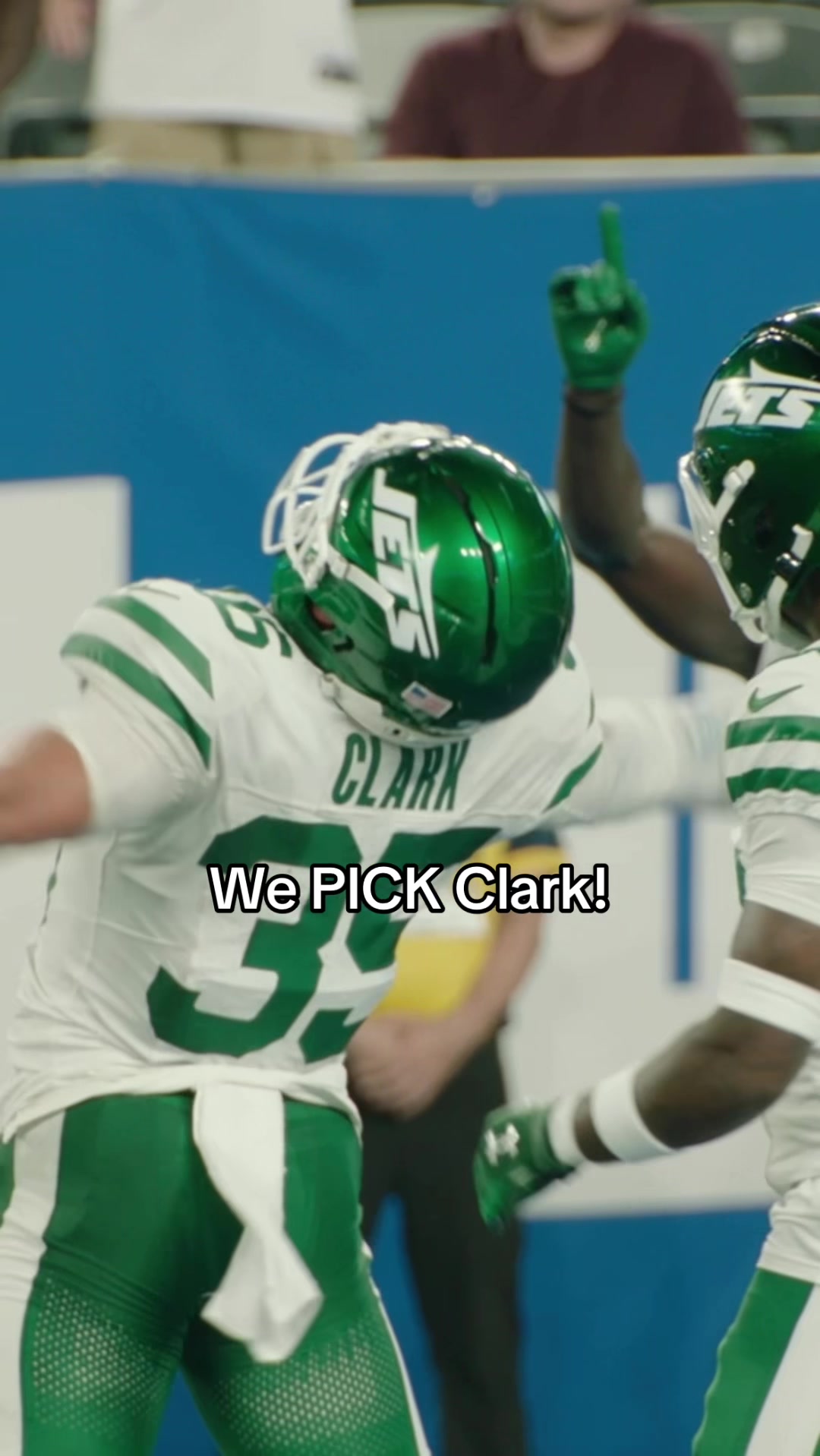 Freestyle singing to a Giveon x Daniel | cocokauai01 (@dina_batia)