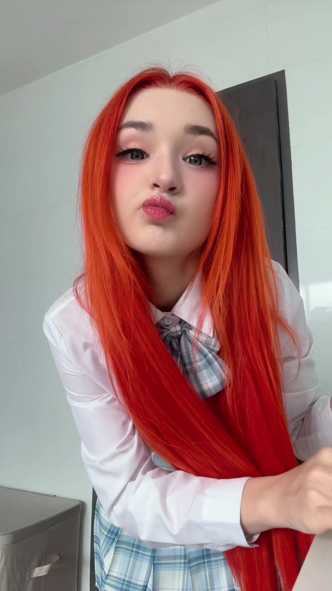 your anime girl👑 (@fesch6) - Urlebird