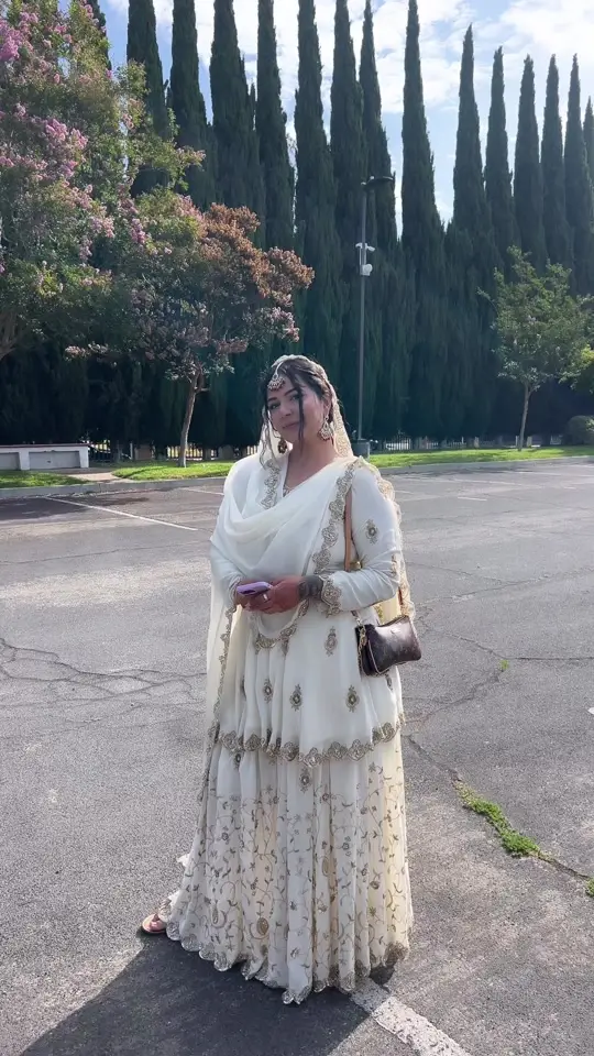 Wedding szn | Aamber Dhaliwal (@aamberdhaliwall)