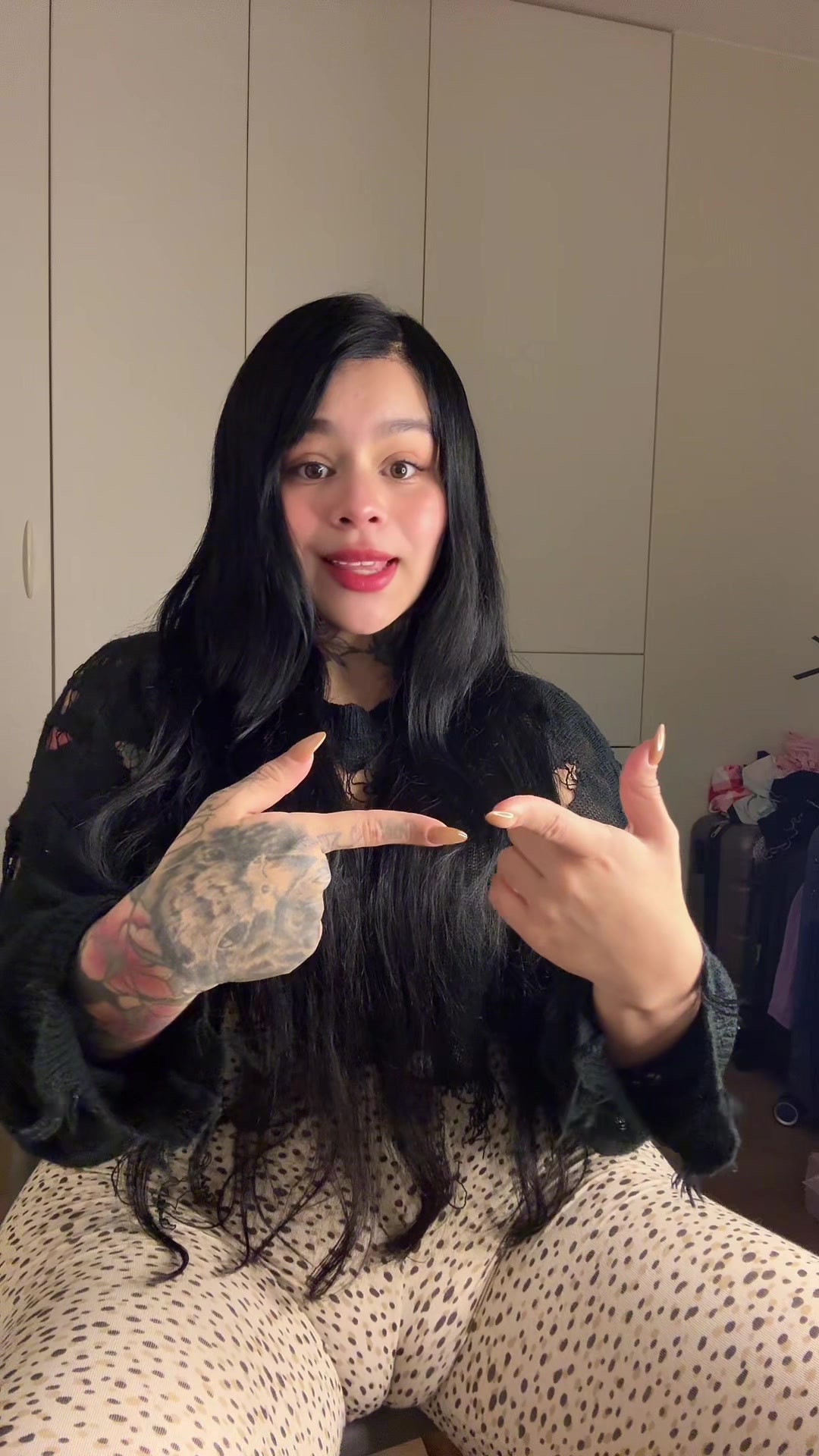 Victoria Hernández (@victoriahjt) - Urlebird