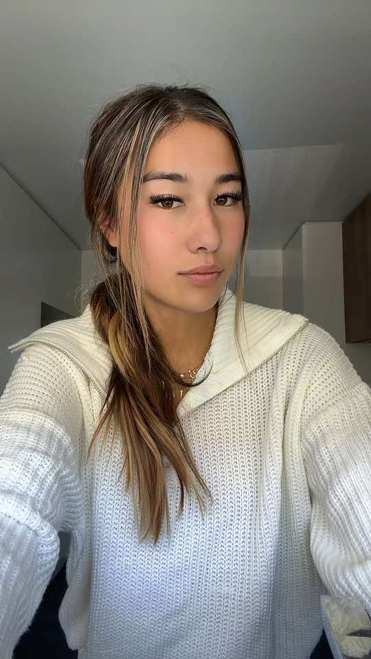 parisowyang_ (@parisowyang_) - Urlebird