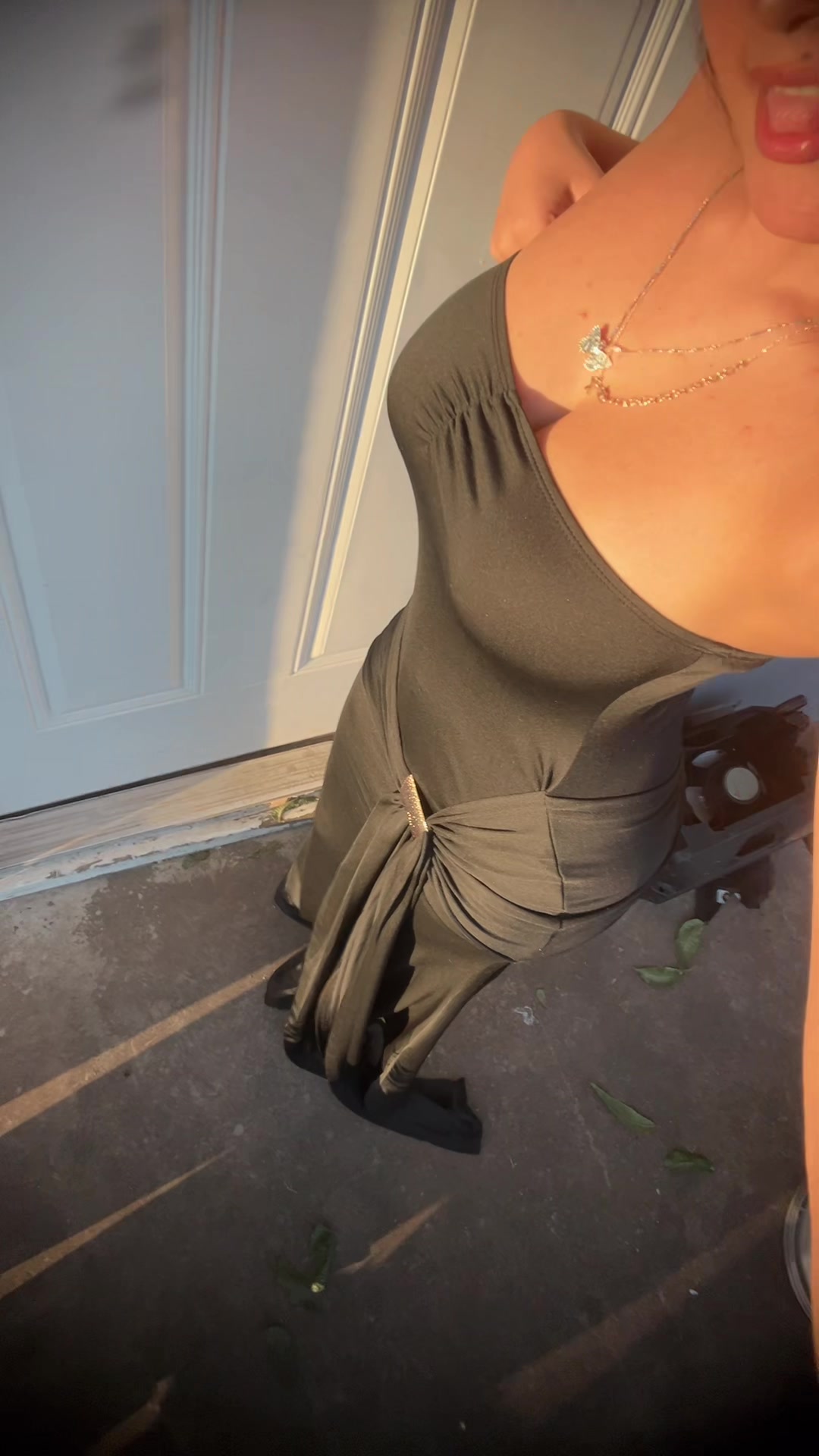 don’t care if i’m toxic 🤷🏻‍♀️#06 #asian | vee liette (@veeliette)