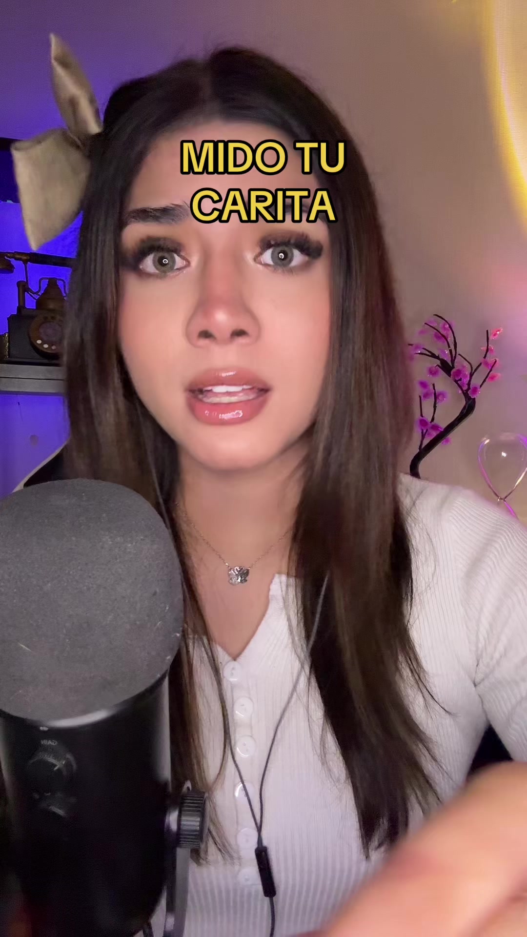 Anny Asmr (@annyasmr) - Urlebird