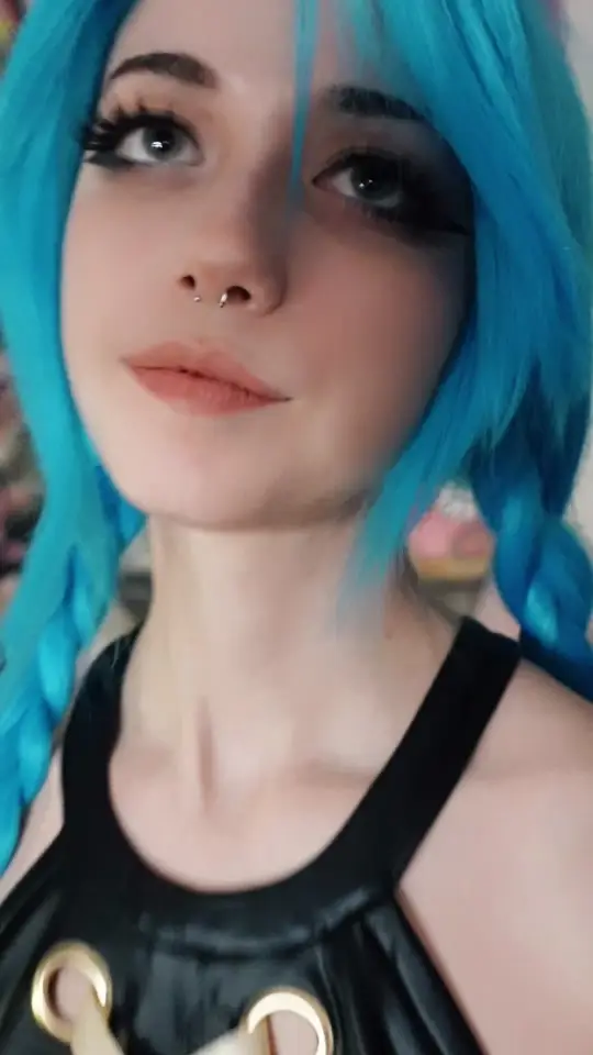 ANDDD JINX IS BACK 🙏🙏🙏 WHO MISSED HER | Jade (@iluvmeww)