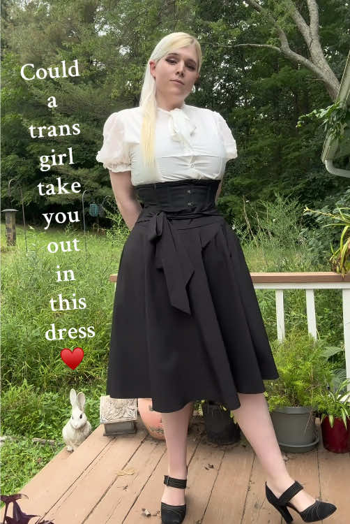 Amanda Rae (@realamandarae) - Urlebird