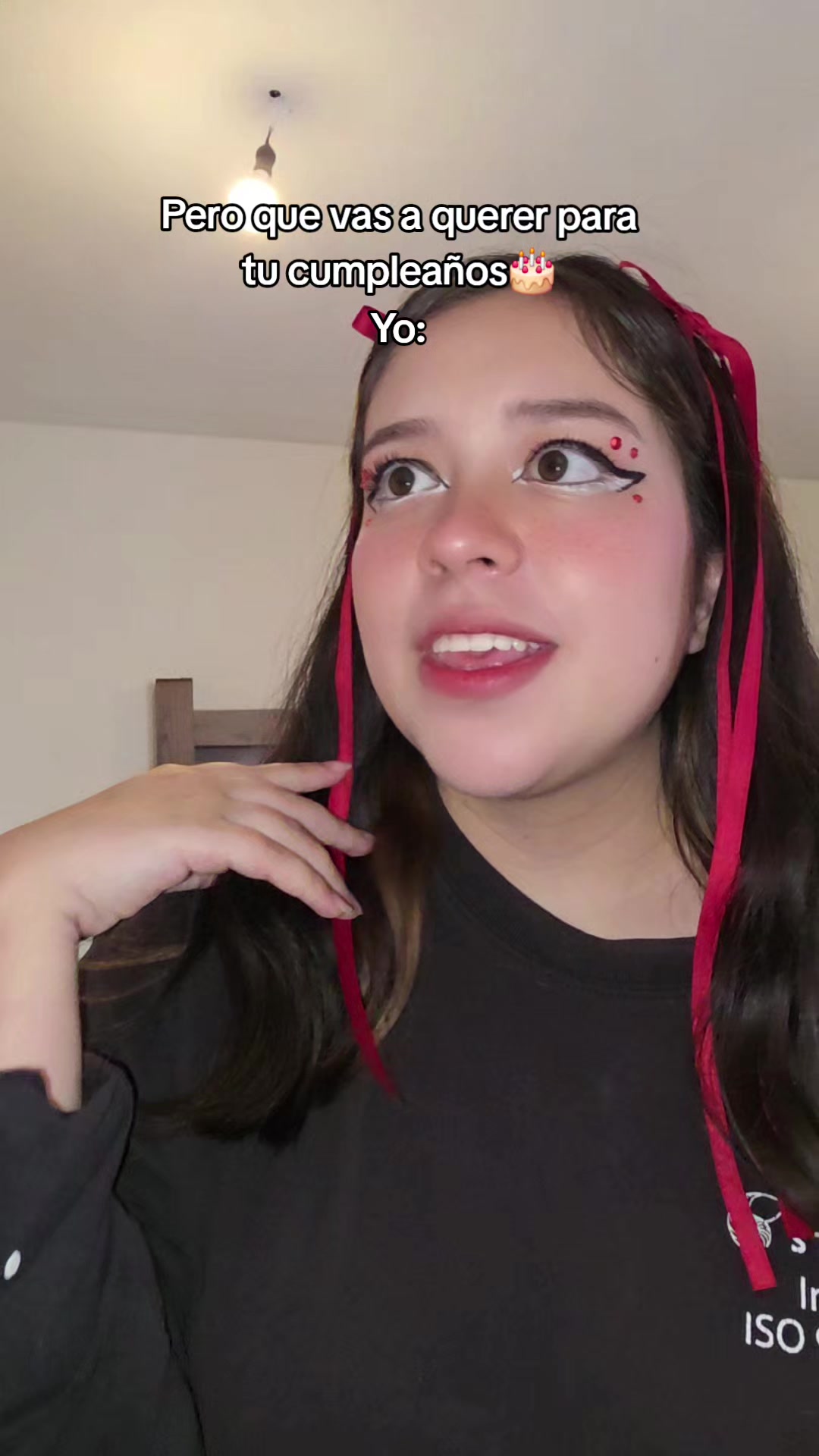 ValeRuky (@valerukyy) - Urlebird