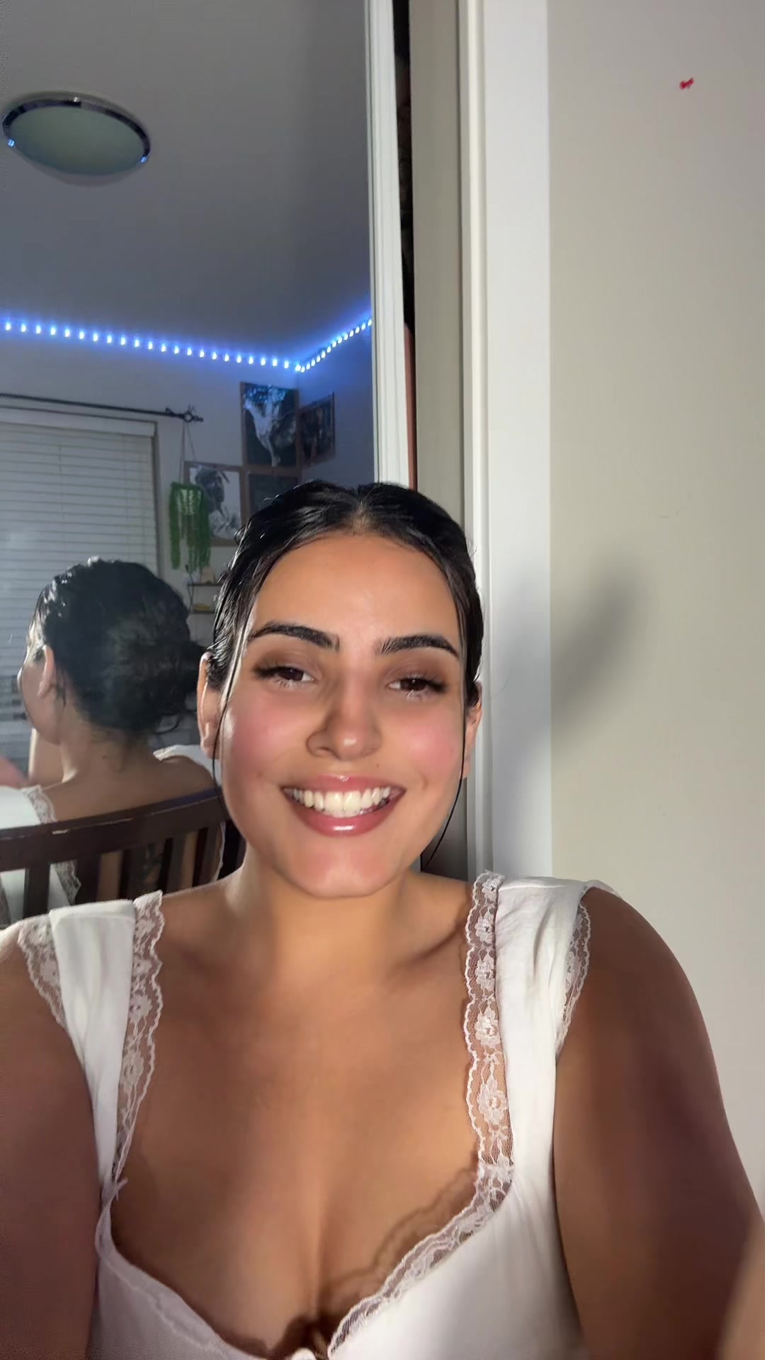 106.6K hearts, 4.67K | Elowen Clown (@elowen.fawn)