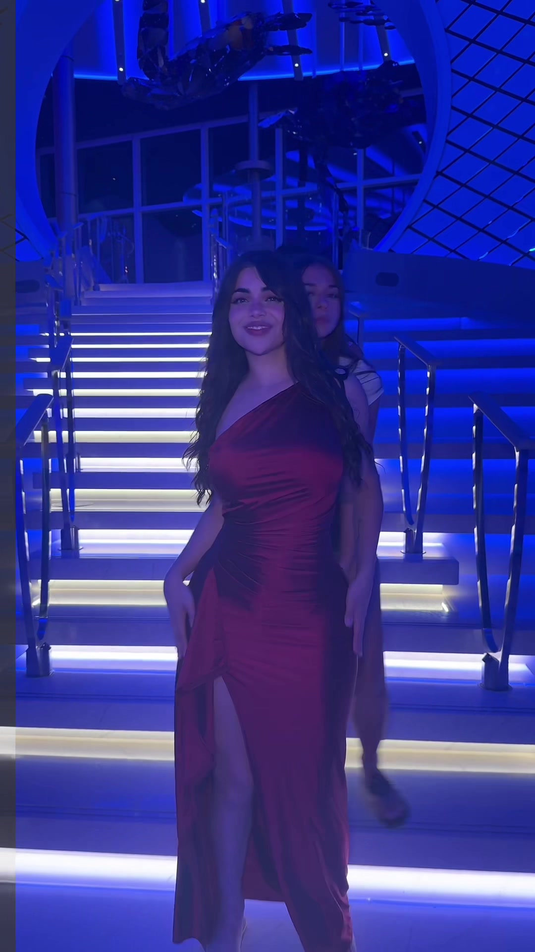 Alina Rose (@realalinnarosee) - Urlebird