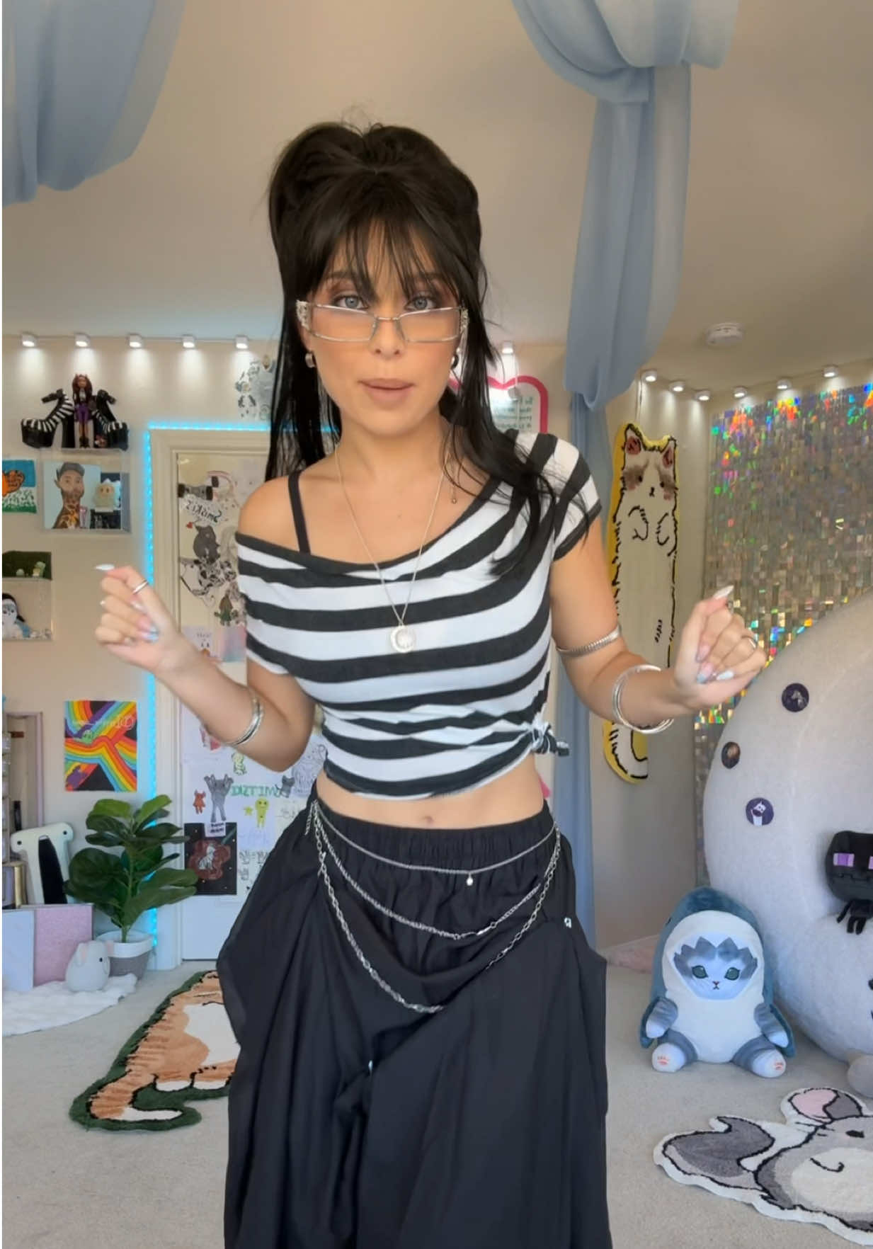 AnnaG (@imthe_annag) - Urlebird