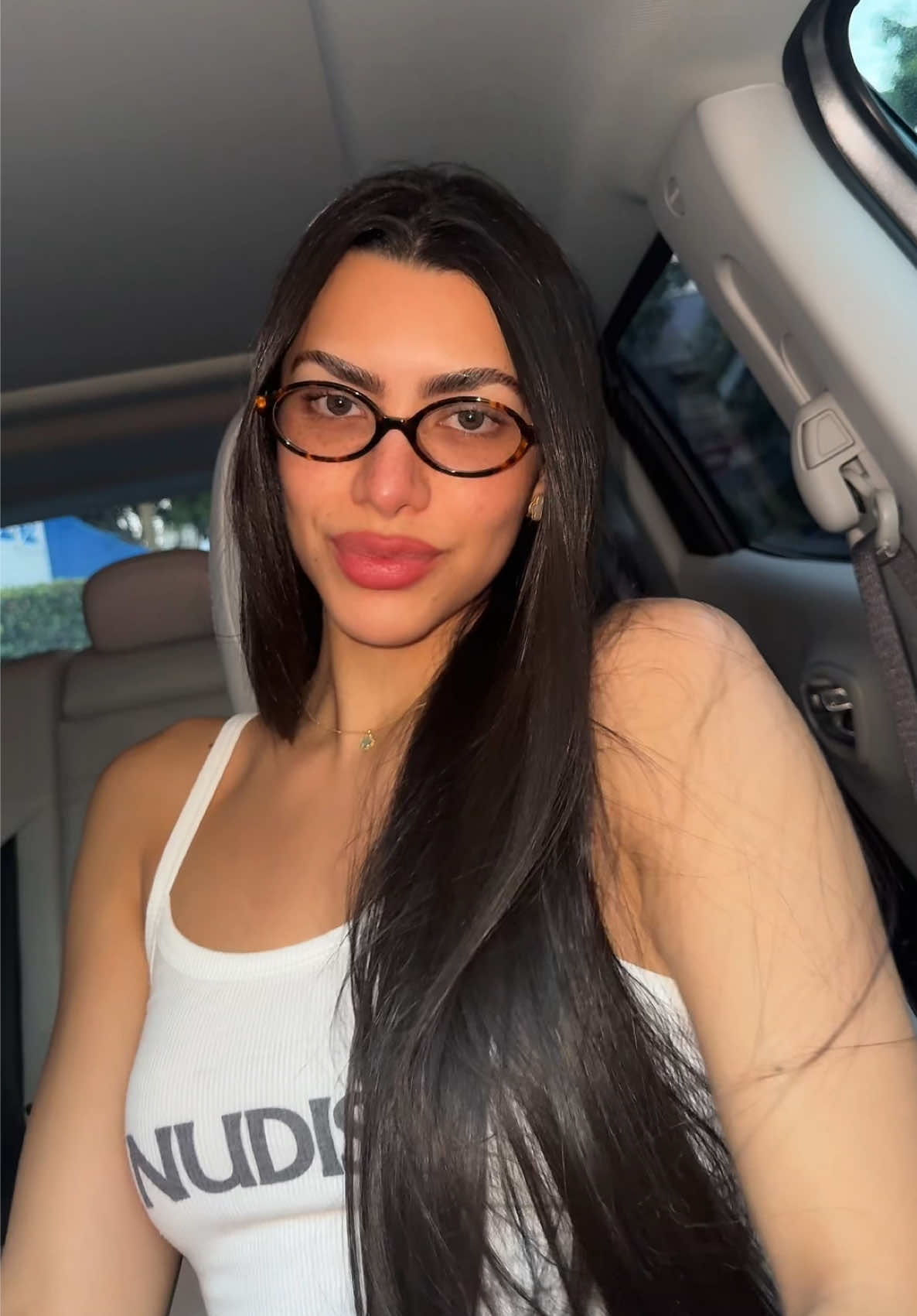 Gabrielle Maya (@gabriellefmaya) - Urlebird