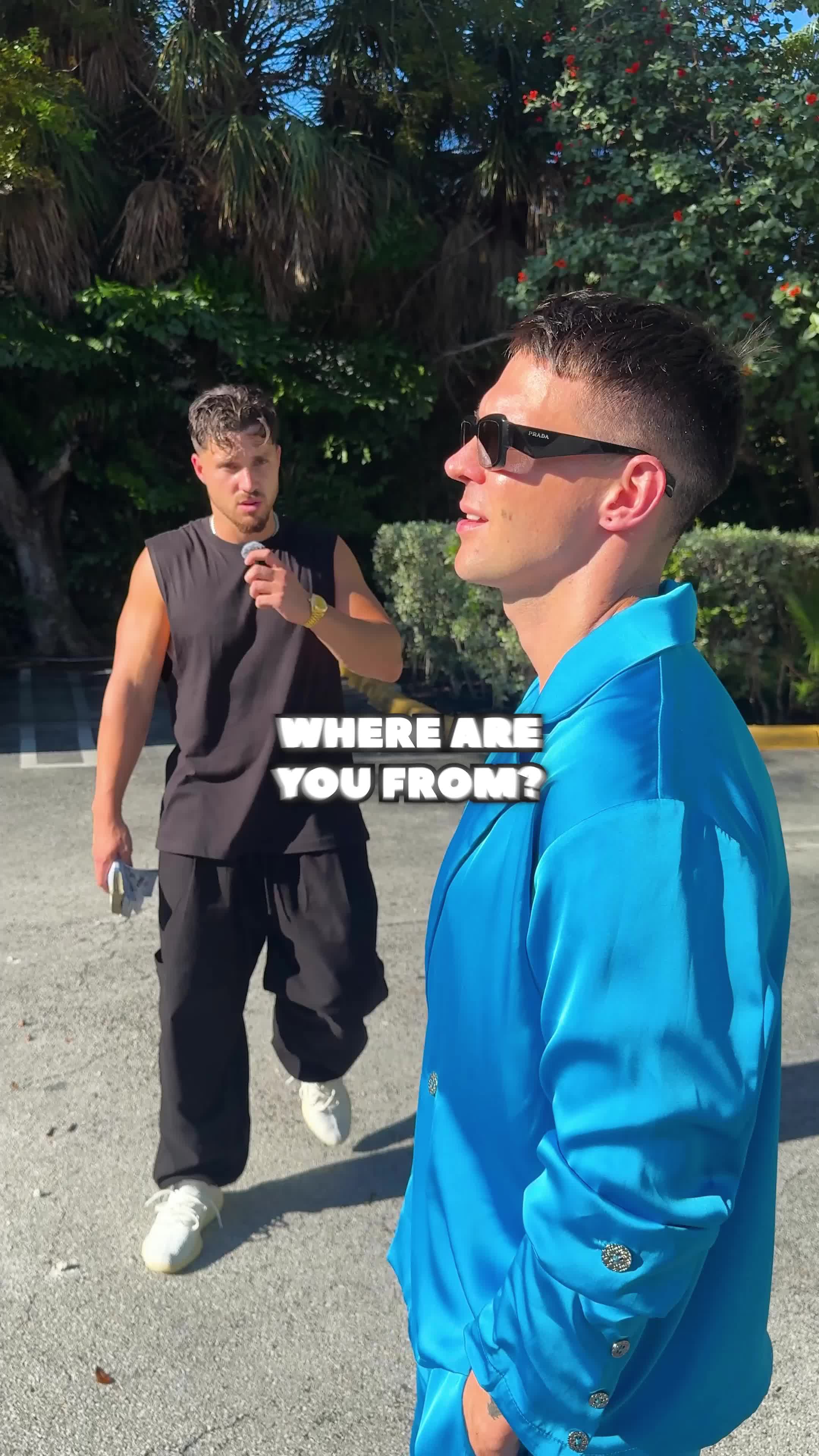 I am my girlfriend | Jade (@iluvmeww)