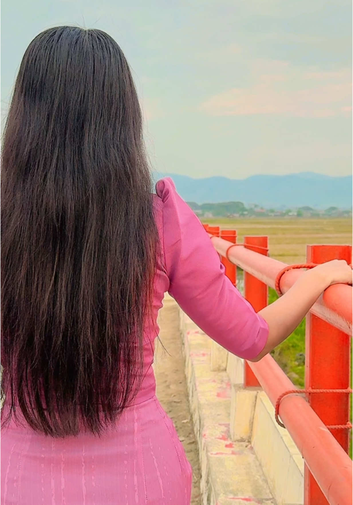 အညာပုံပြင်တွေပြောခဲ့သူကြီးရေ | Shwe Moe Ei - ရွှေမိုးအိ (@shwemoeei4)