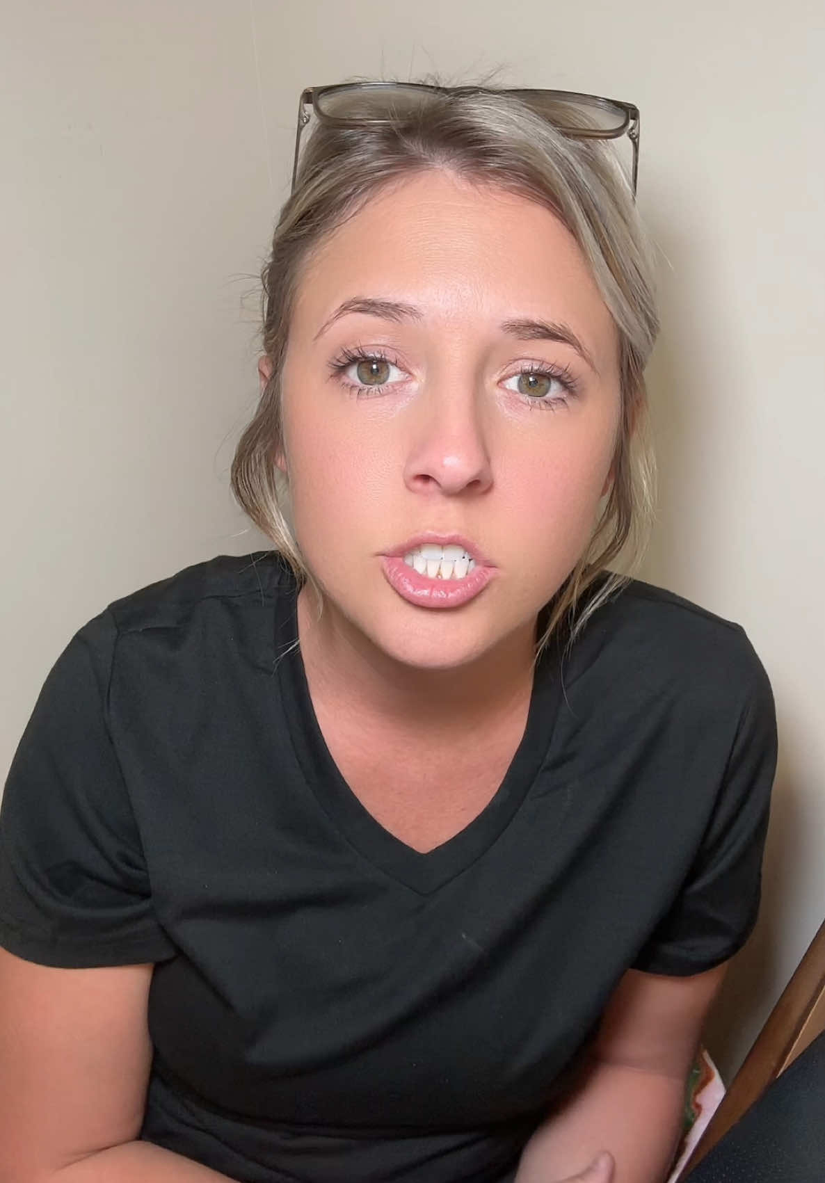 izzy and mary flip the bottle challenge | Izzy & Mary Fans (@foodiegirl961)