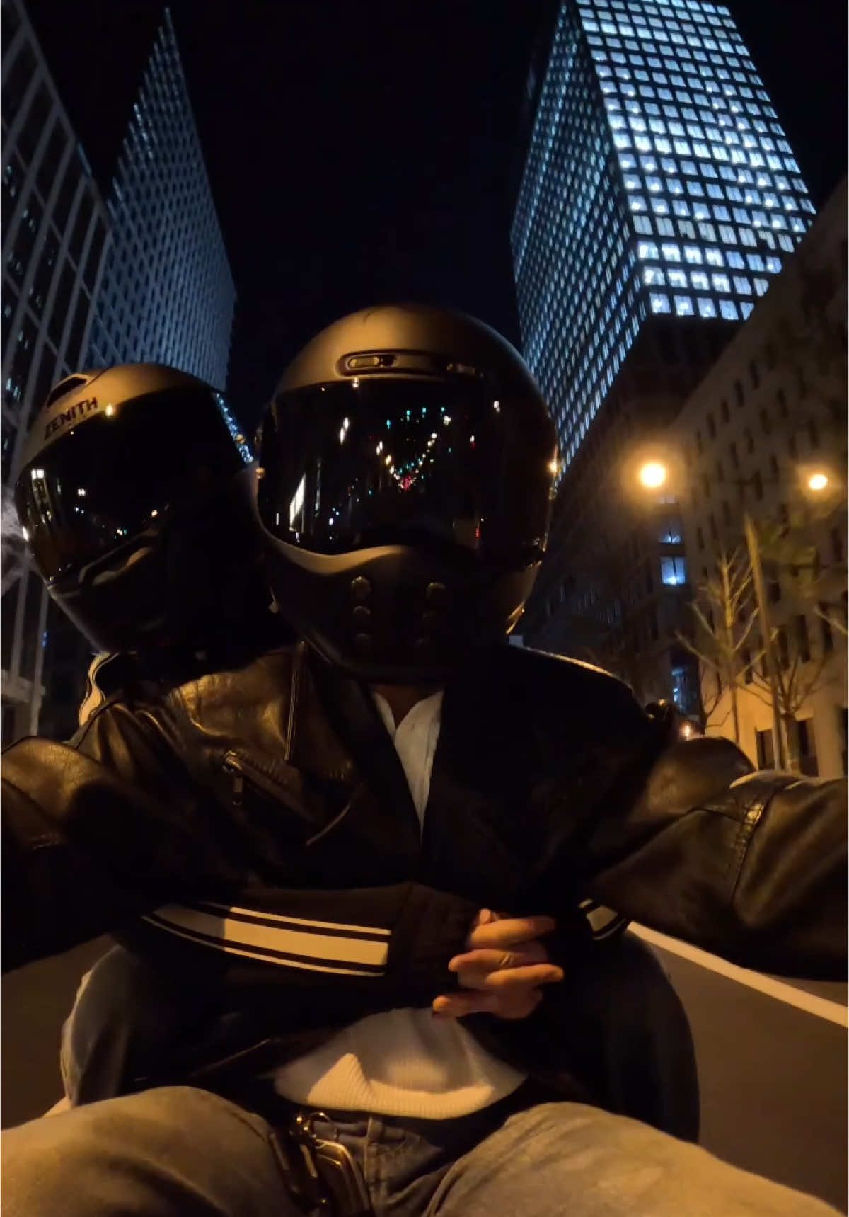 Hiroaki (@ted55155) - Urlebird