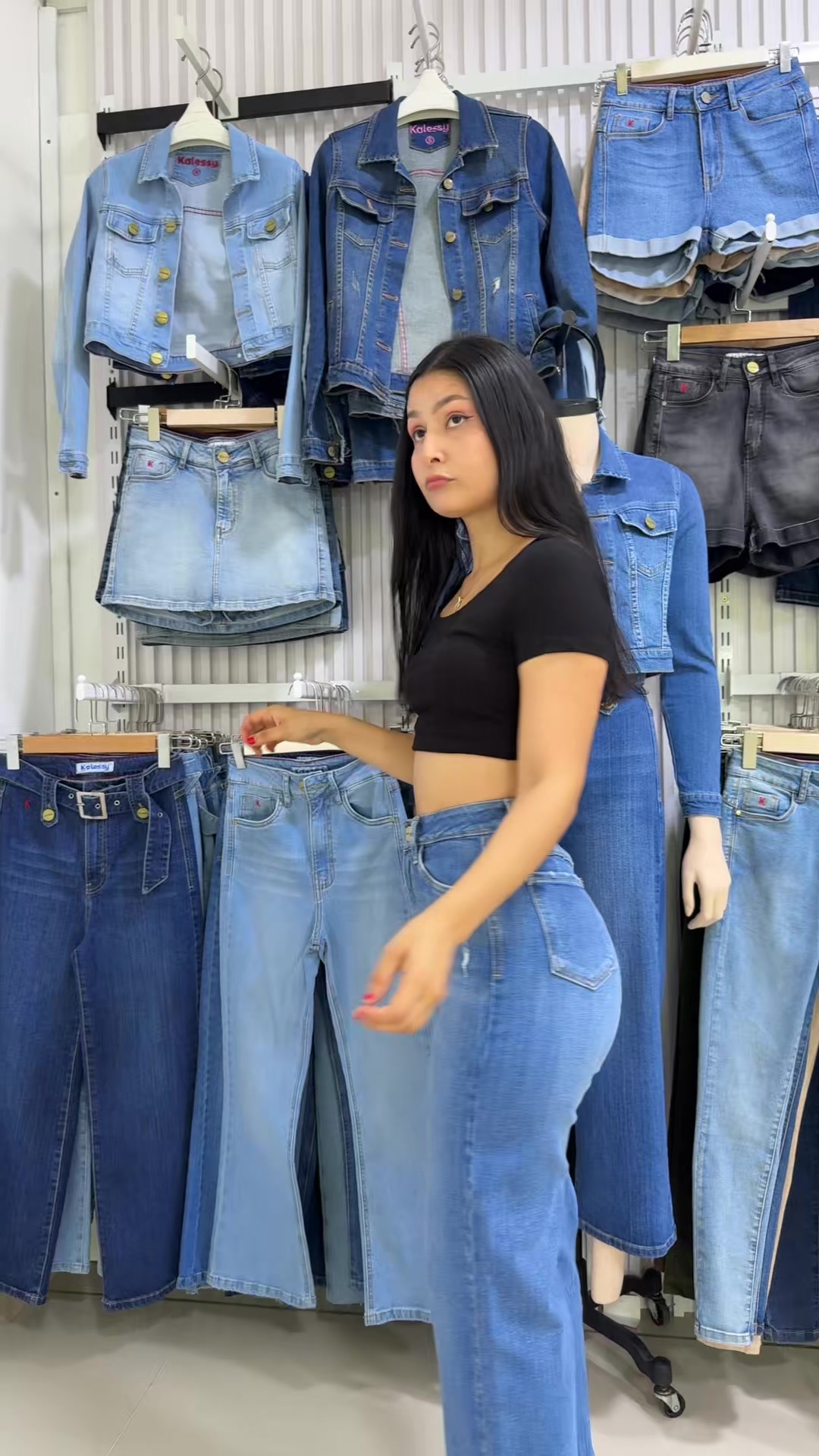 😁mucho estrés de tantos pedidos 😱👖🛍️ ️ | KALESSY JEANS (@kalessyjeans)