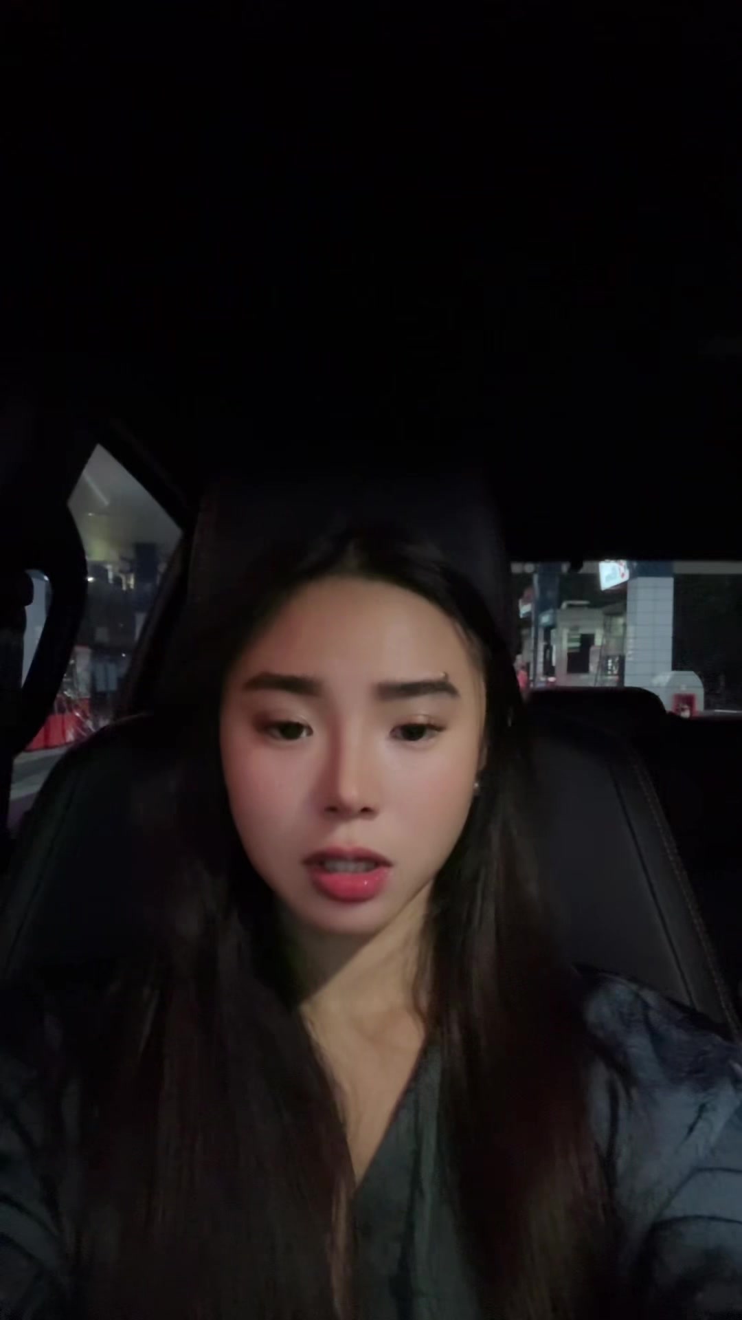 nicolelabarette (@nicole_labarette) - Urlebird