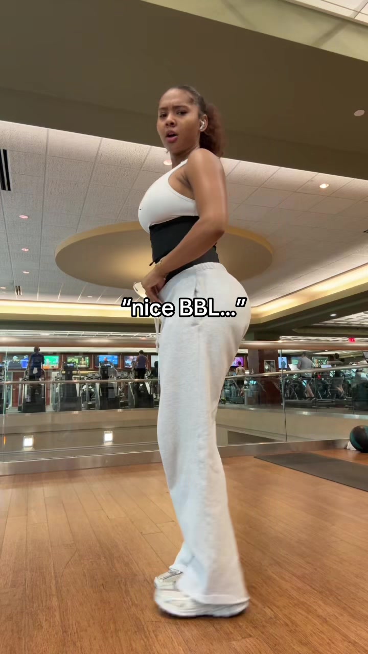 Ayla😍 (@miss.aylathegoddess) - Urlebird
