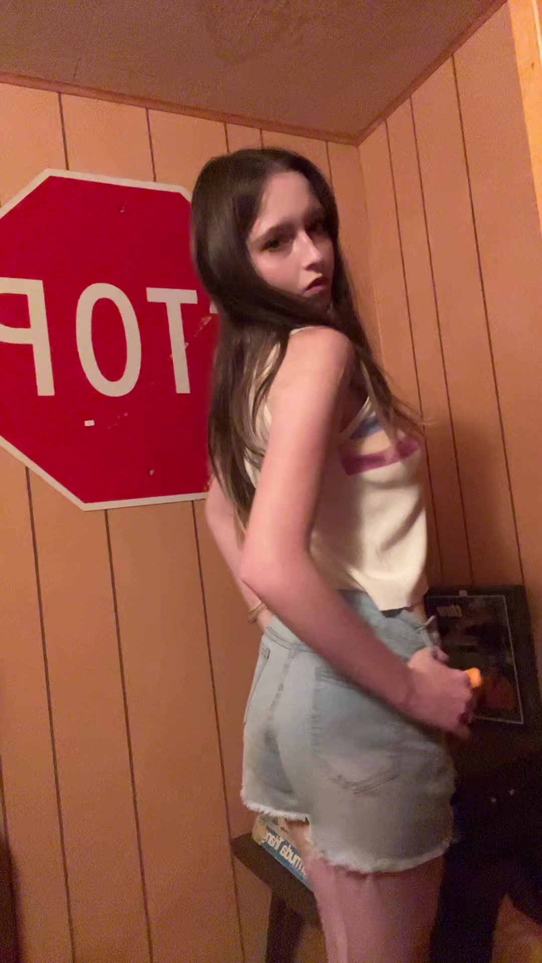 unoangryone (@unoangryone) - Urlebird