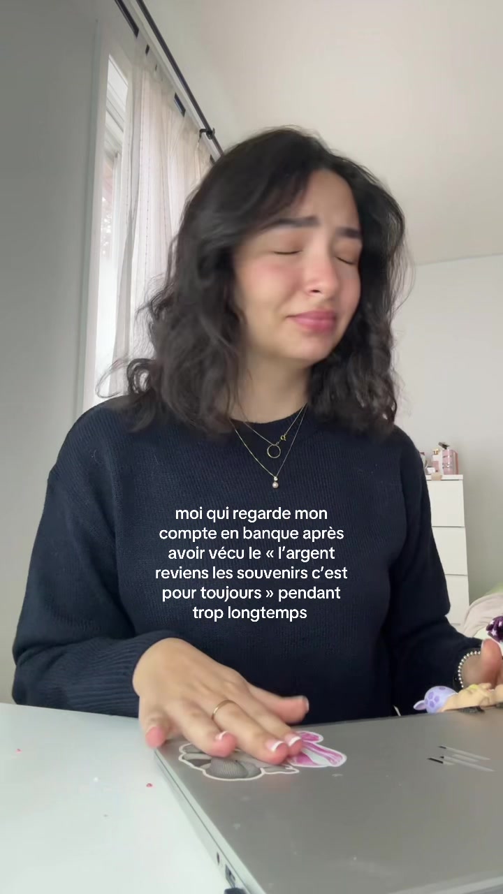 I just took a nap in jeans ️🫩#misato | Satu⋆˚࿔ (@satuu.cos)