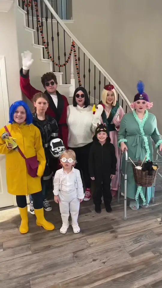 Coraline is one of our favorite family | The Weiss Family (@theweisslife)