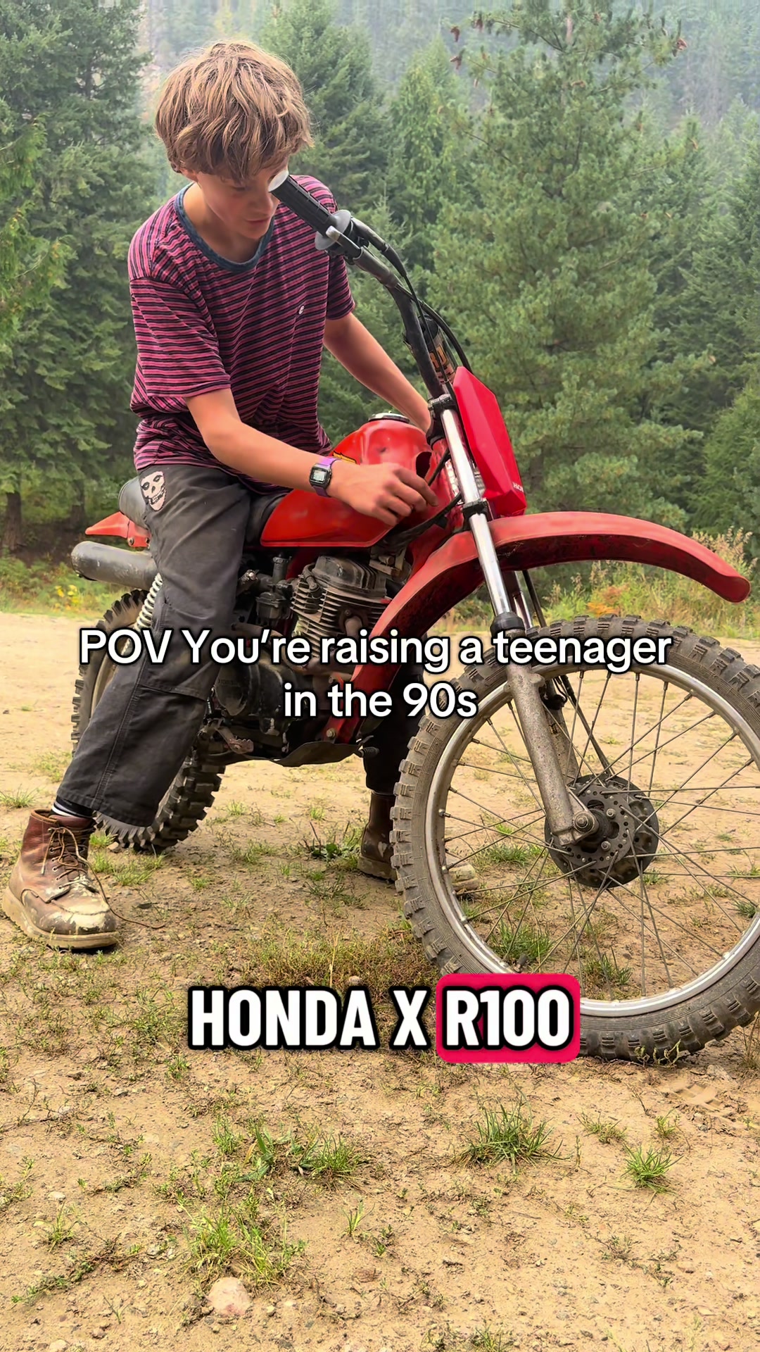 Yana Roney (@powderfluffgurl) - Urlebird