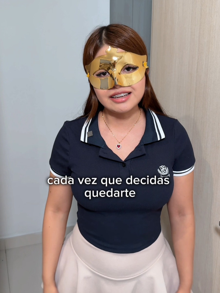 Ashley 💙 (@miashleyloo) - Urlebird