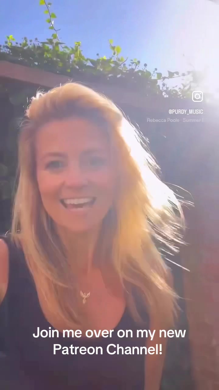 Rebecca Poole (@rebeccapooleofficial) - Urlebird