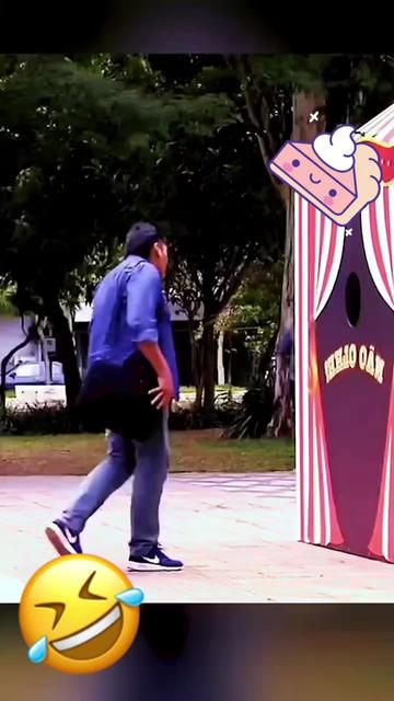 Pie face prank #funny #prank | LooneyTV (@looneytv4u)