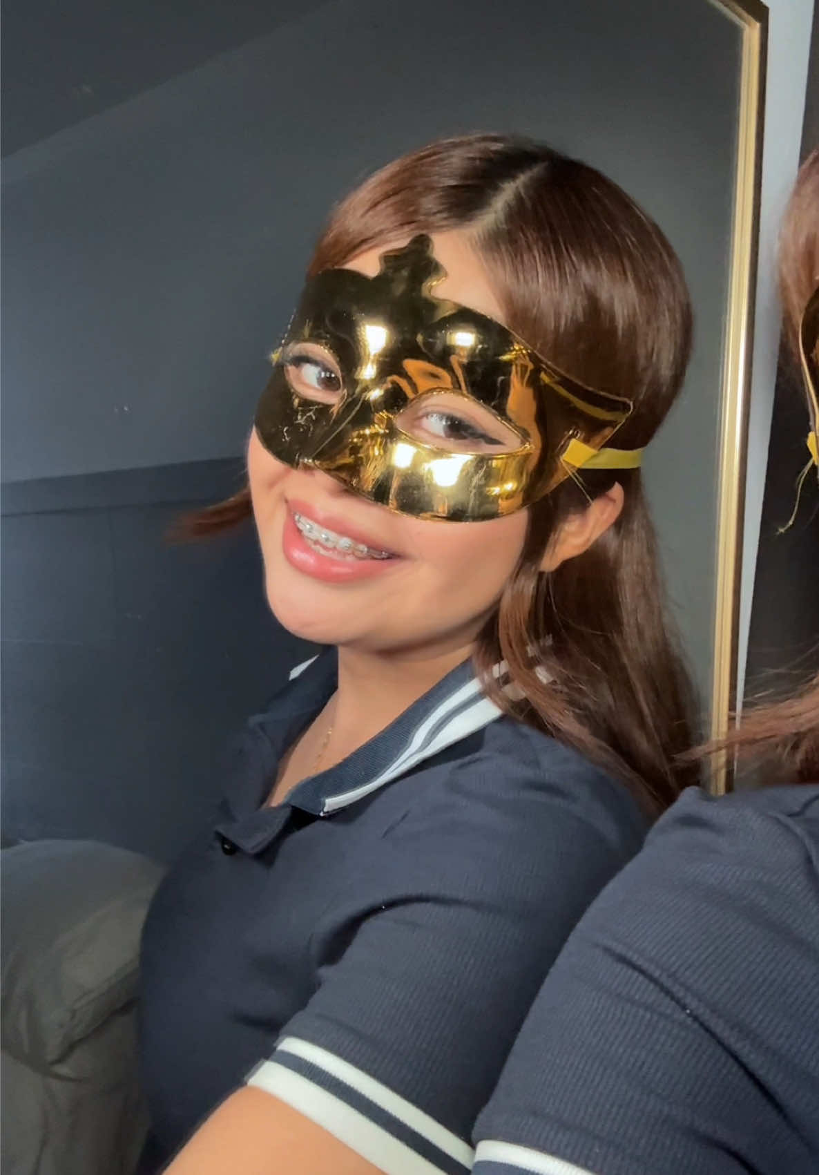 Ashley loo (@ashleyloomx) - Urlebird