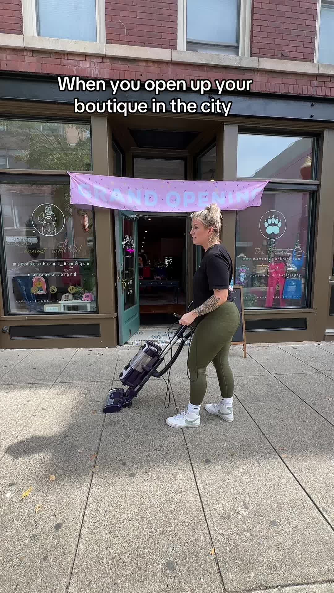 The storm behind me was so majestic | Olivia (@livi_fe)