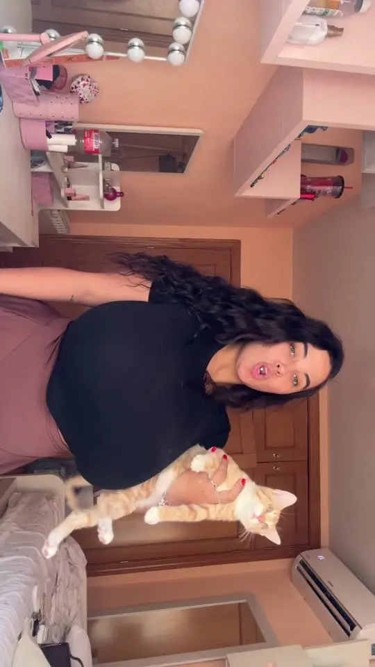 ___anneris___ (@___anneris___) - Urlebird