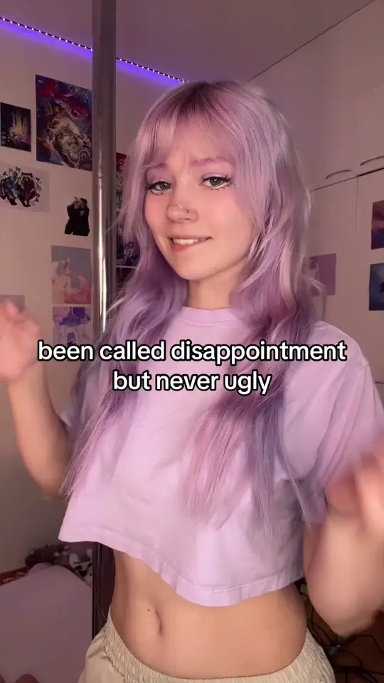 mooshyq (@mooshhq) - Urlebird