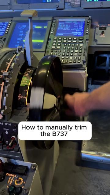 HOW TO MANUALLY TRIM THE BOEING 737 | 737 Type Rating (@b737typerating)