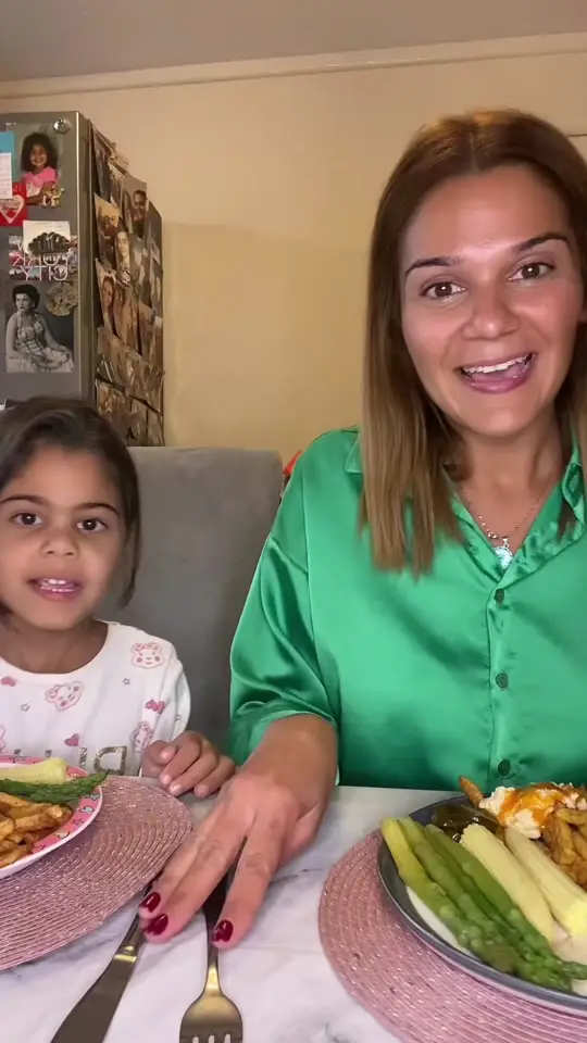 ⭐️ AllyMag Issue # 8 is here! ⭐️ | Alessandra Liu Official ...