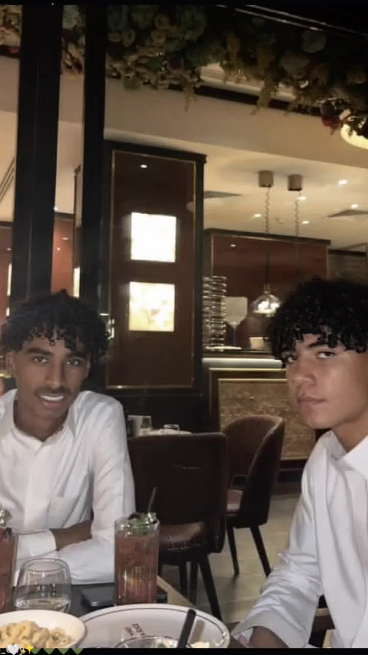 Habibi 👳🏾‍♂️ 🤍@cris @ابو عادل | 💞 Moana-cris jr🥷🏾...💞 (@_crisjr_7)