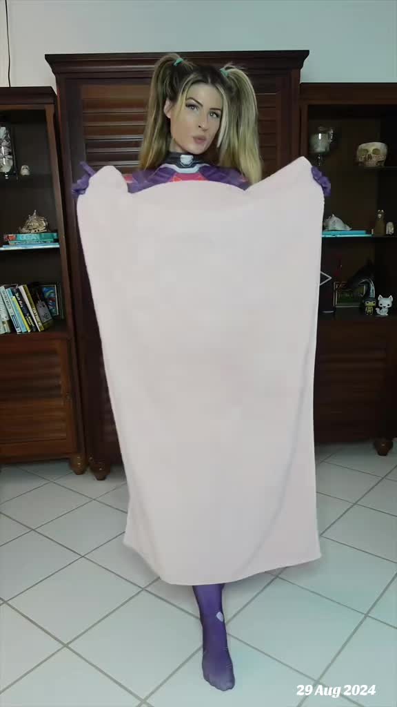 Natalie Nightwolf (@nattynightwolf) - Urlebird