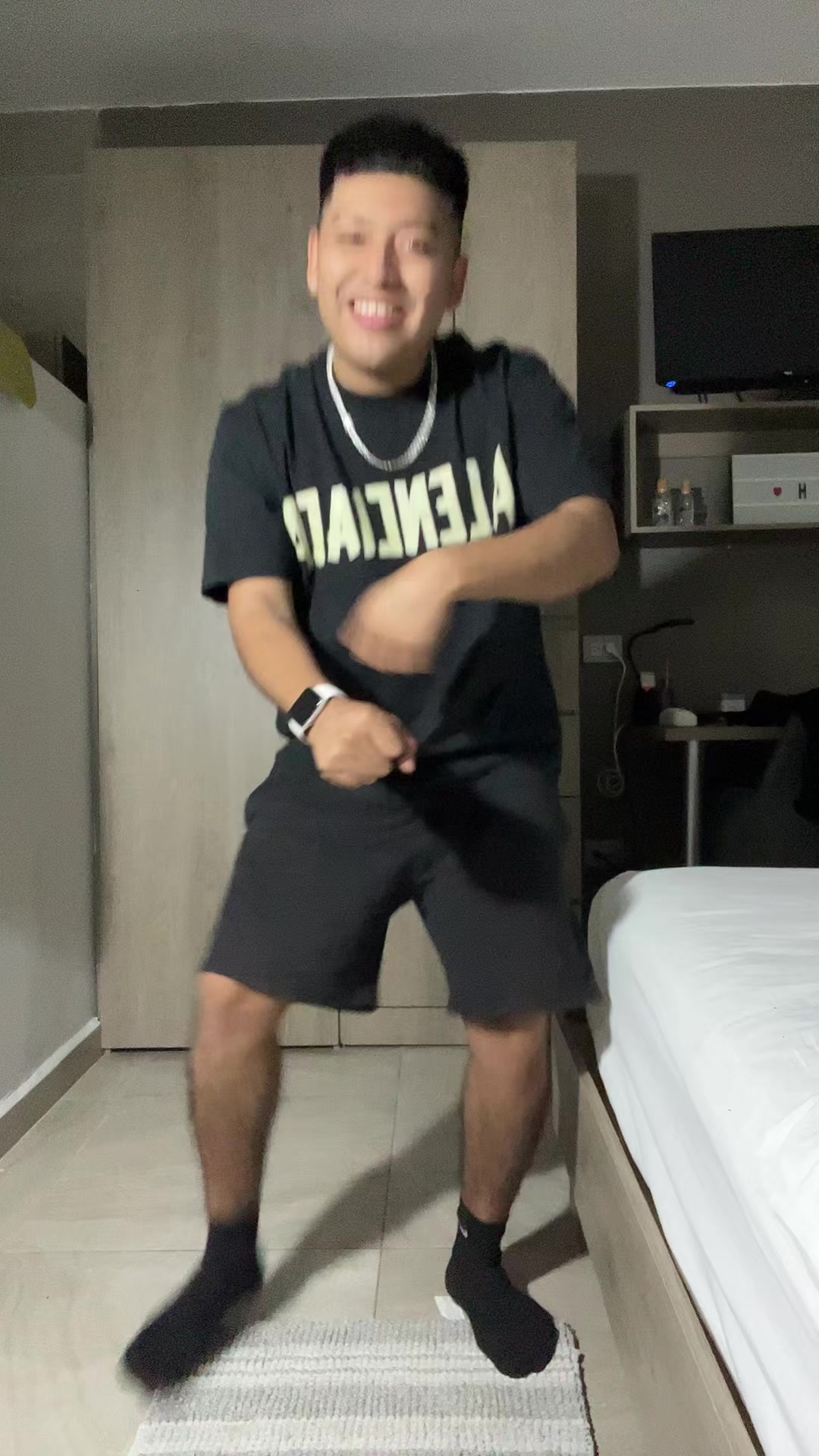 BATELO - DJ Hazel Mty - Tiktok videos with song